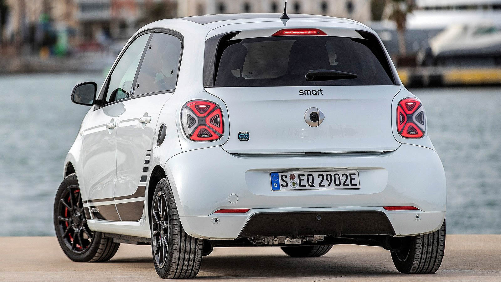 Smart EQ forfour 2022 | Precio y Opinión | carwow