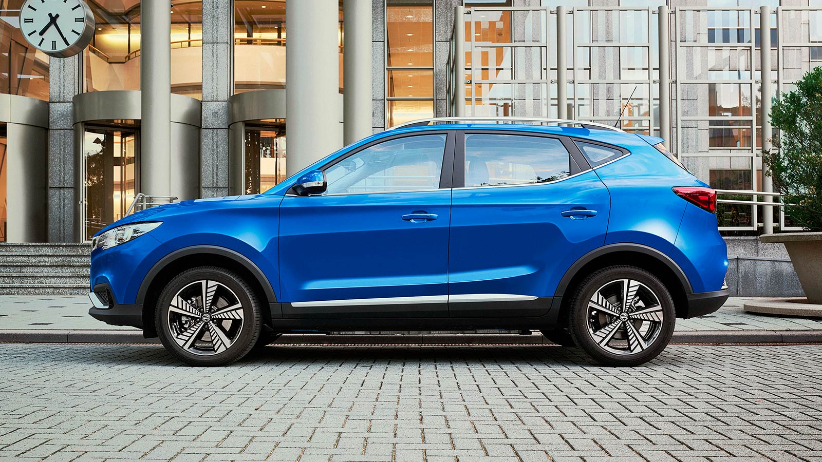 Comparativa entre MG ZS VS MG HS | Carwow